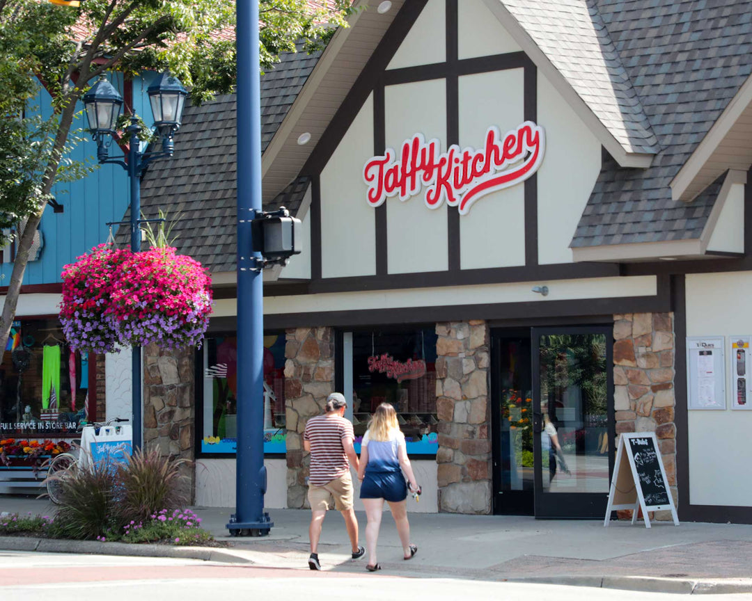 About Us | Freshwater Taffy | Frankenmuth Taffy Kitchen